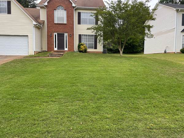 A Quick Response Llc Lawn Care Services in Conyers, GA