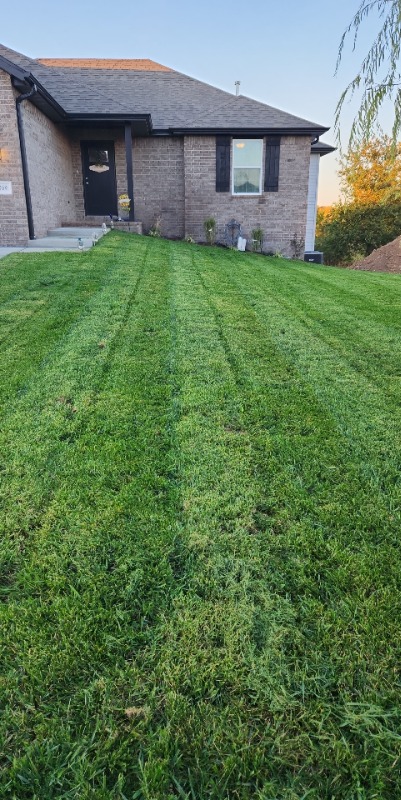 Lawnchair Lawncare Lawn Care Services in Springfield, MO